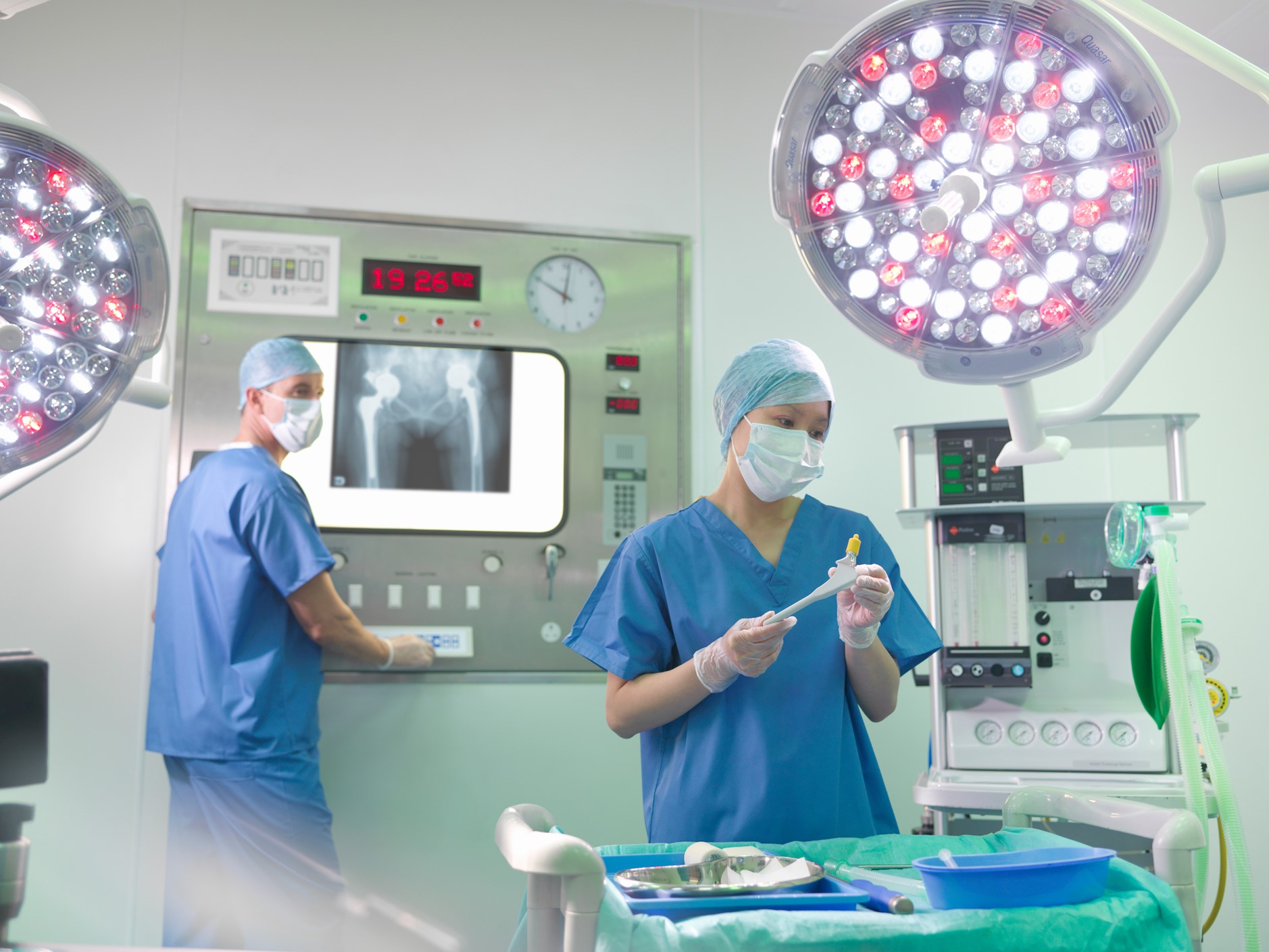 Understanding Total Hip Replacement Surgery - Trust Joint Center